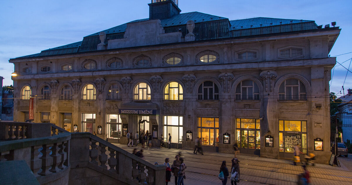 Kultura: Plodit i v nečase